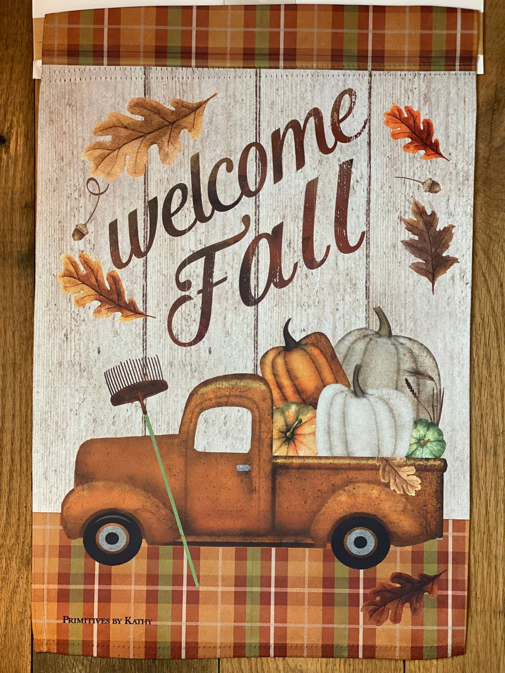 Welcome Fall Truck Flag – The Lonely Tree Primitives